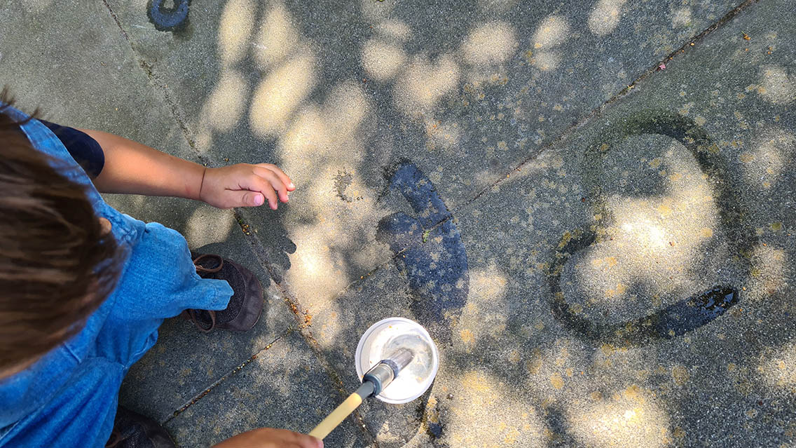 Verven met water: simpele activiteit